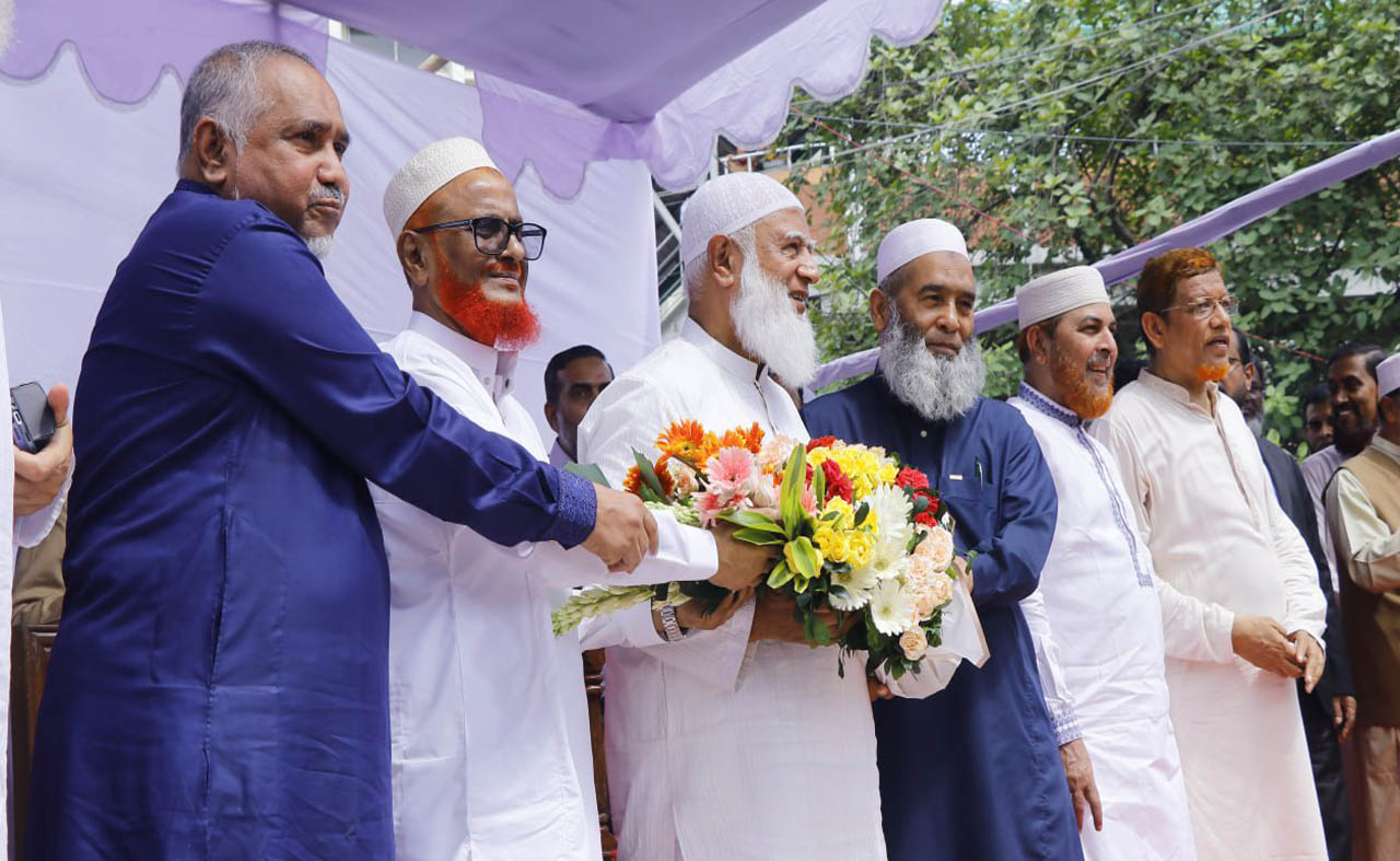 ATM Azharul Islam finally released; brief gathering held in Shahbagh, Dhaka